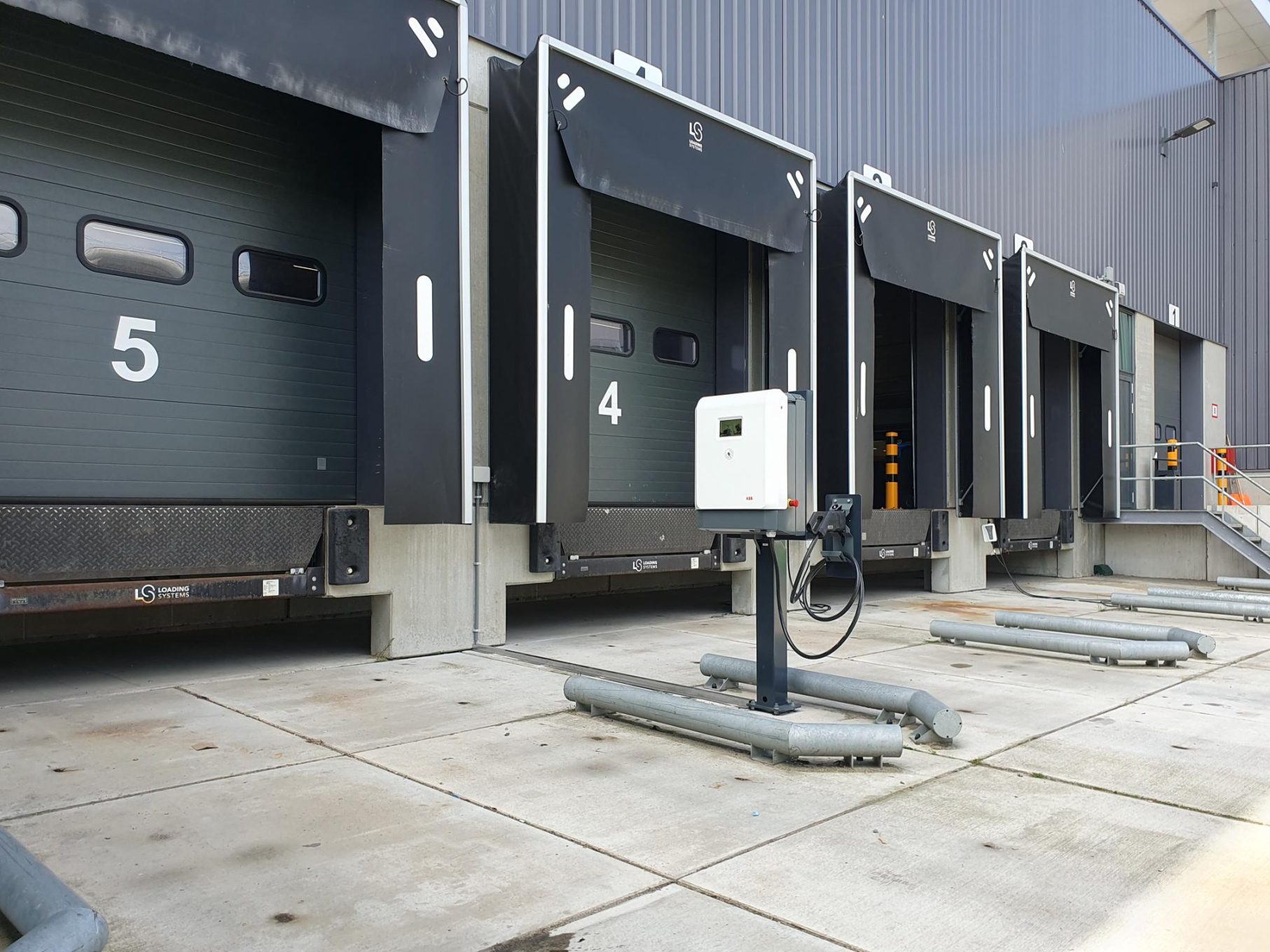 ABB laders Amsterdam en Utrecht - MW Solutions